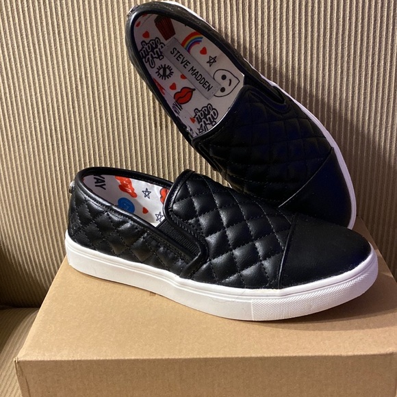 Steve Madden | Shoes | Steve Madden Zander Slipon Sneakers | Poshmark